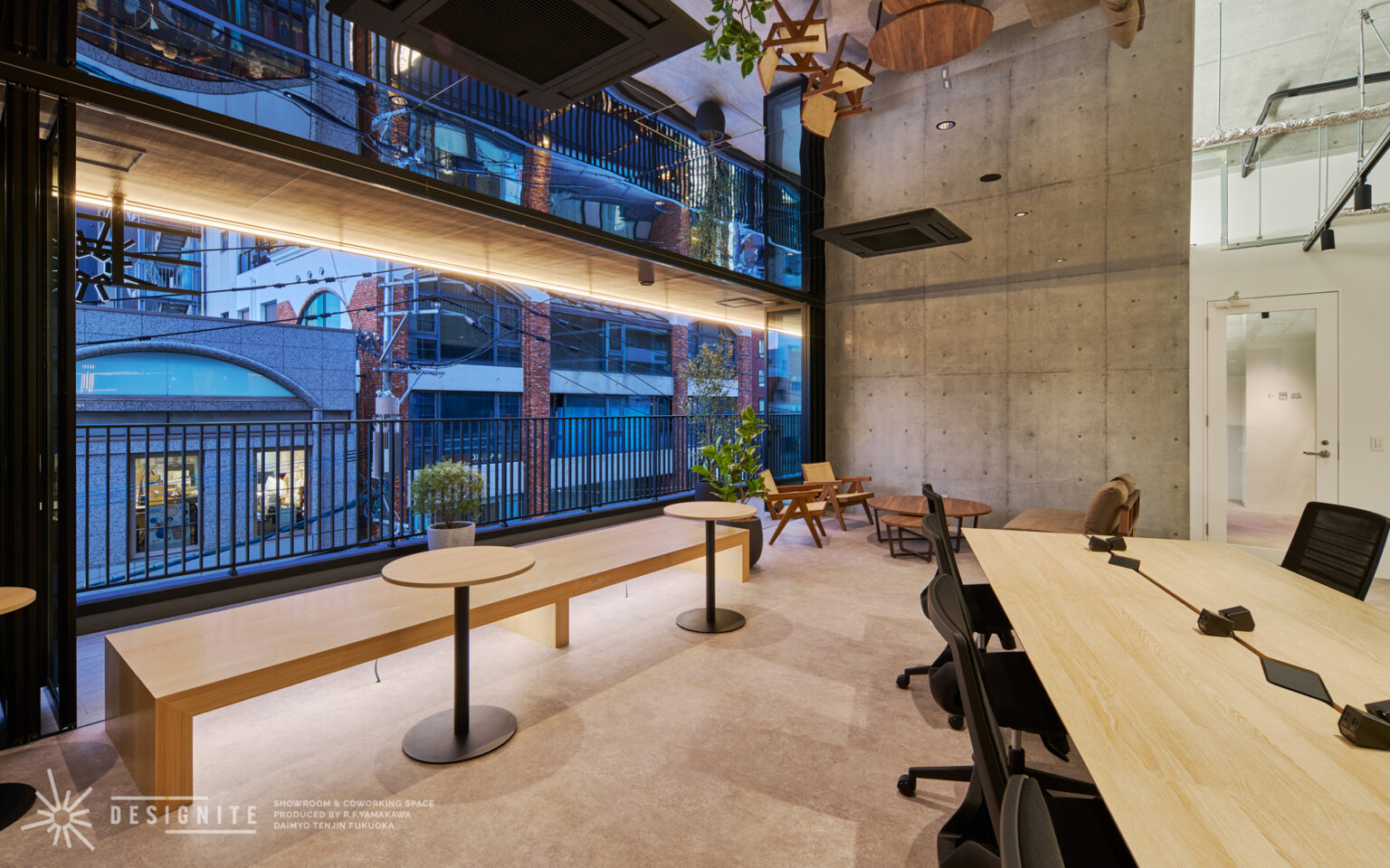 【無料配布】DESIGNITEオリジナルのバーチャル背景をご利用いただけます | 大名・天神のコワーキングスペース DESIGNITE（デザナイト）